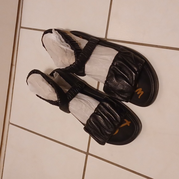 Sam Edelman | Shoes | Sandel | Poshmark